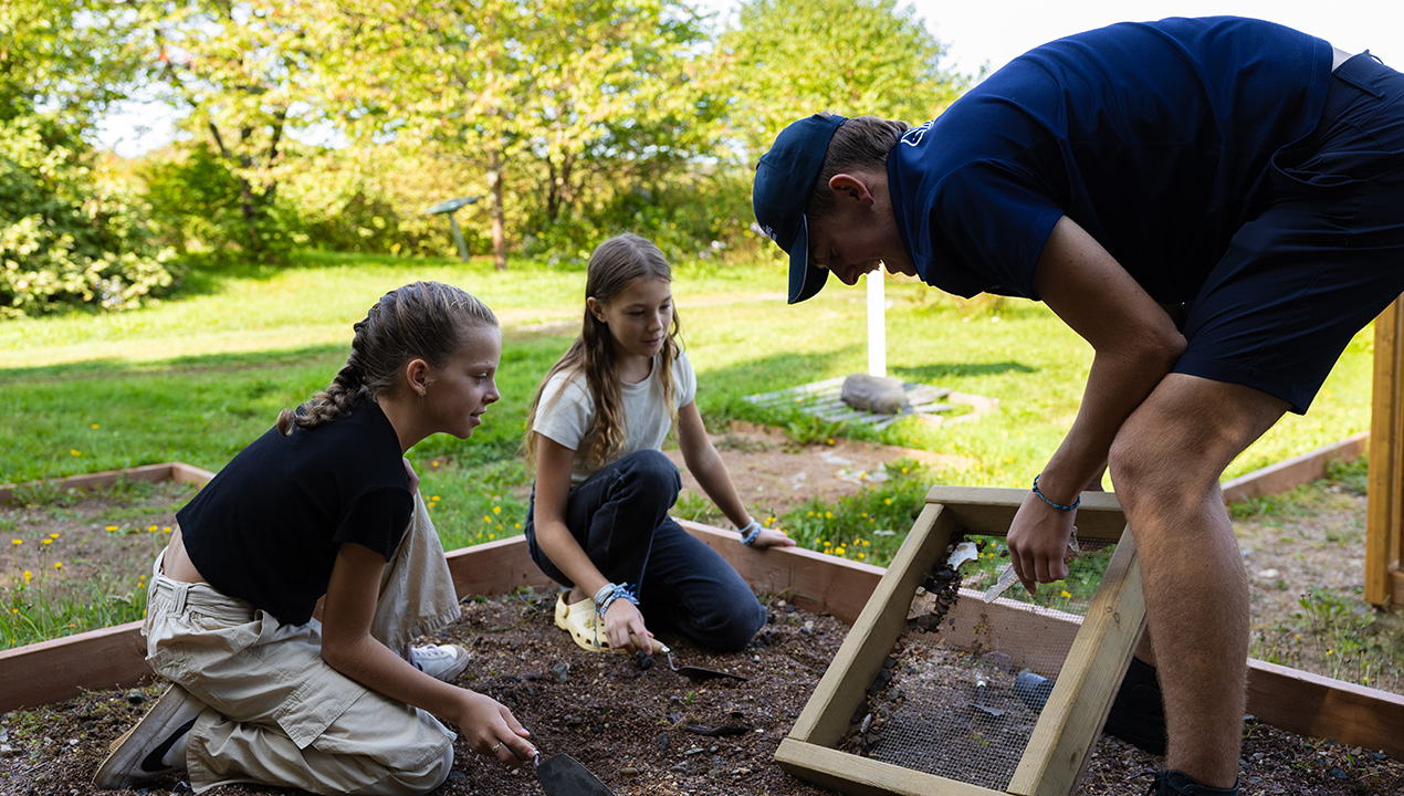 Archeology at the heart of your travels in Gaspésie at Espace NAPAGA ...