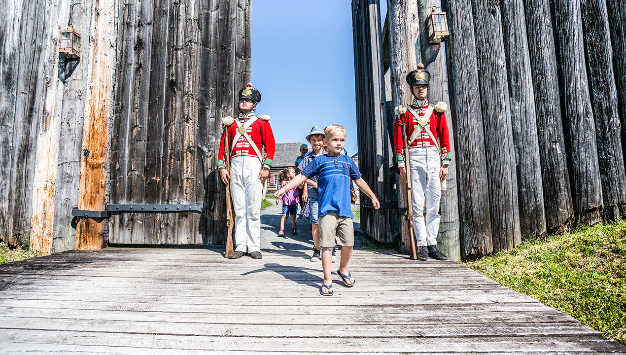 Dive into history at Fort Ingall! — Enjoy winter in Quebec